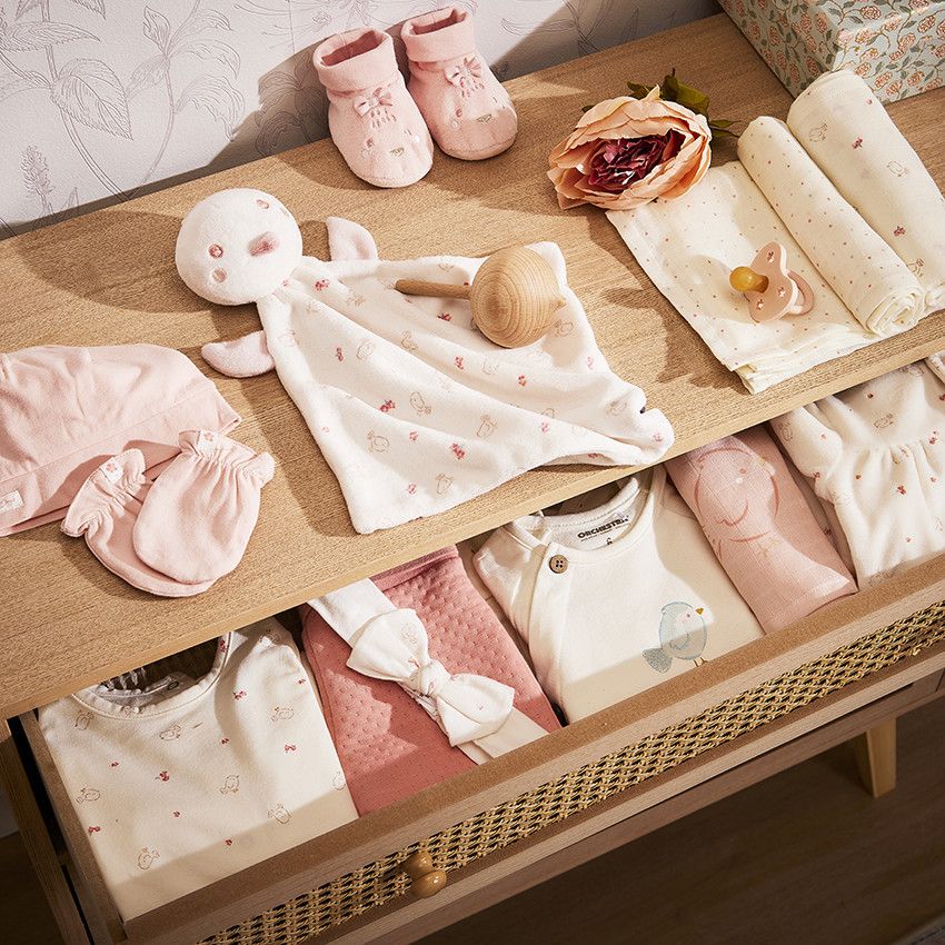 Orchestra Set of 3 fancy tetra diapers for baby girls Ecru - Birth kit ...